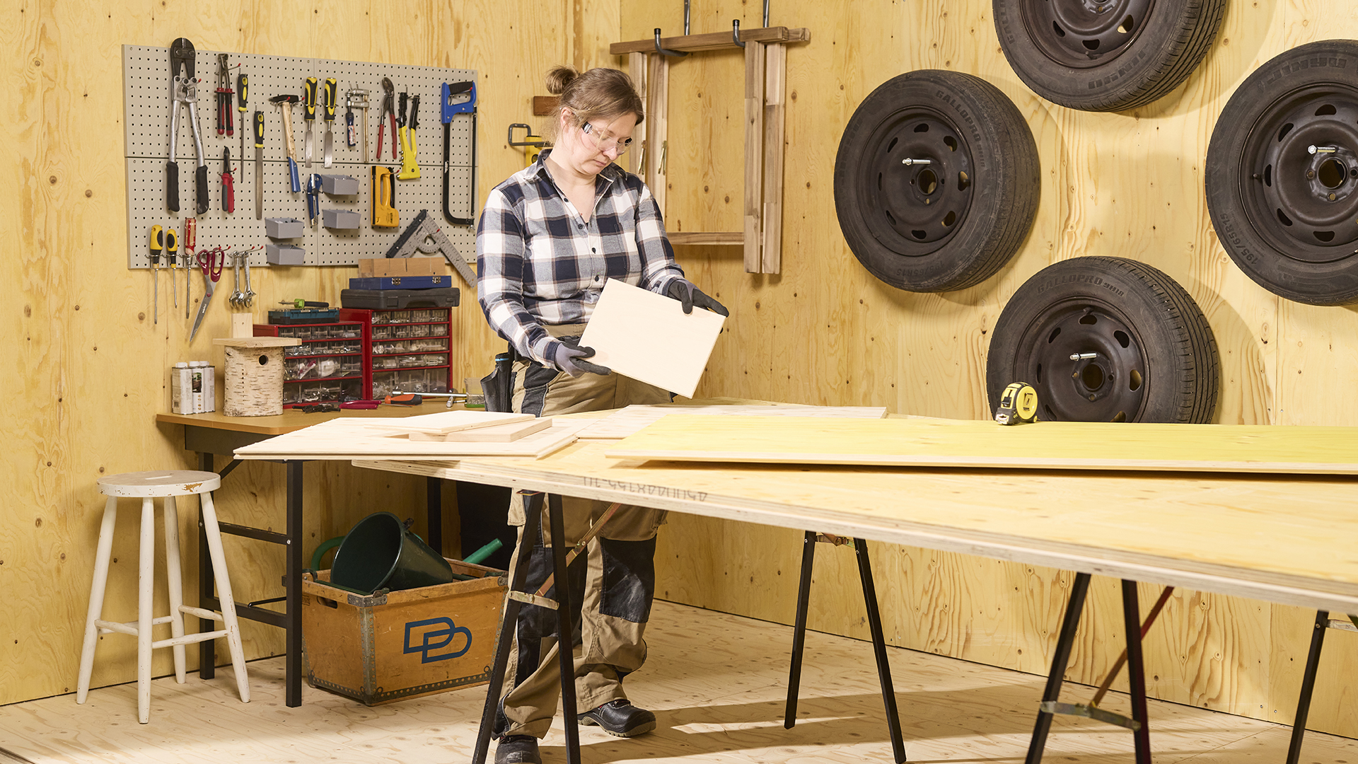 Jämförelse mellan plywood och OSB avslöjar skillnader i egenskaper ...